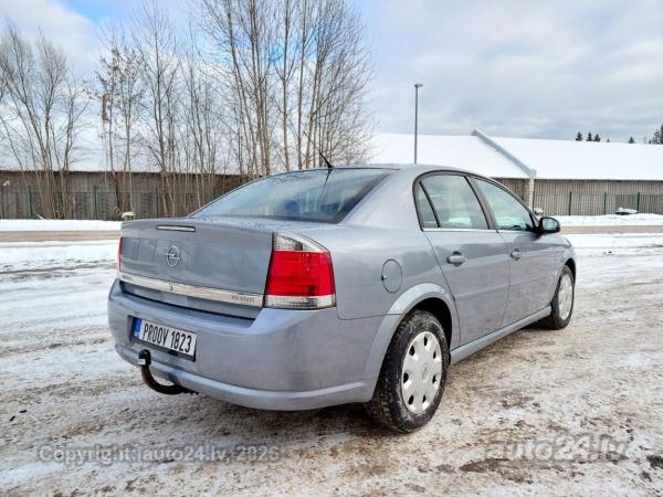 Pelēks Opel Vectra 2005 Paide, ar dzinēja tilpumu 1.90 L un nobraukumu 123 tūkst. km par 3500 €, foto 4 vietnē AUTOMOTO.COM.LV