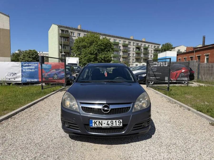 Pelēks Opel Vectra 2005 Ventspils, ar dzinēja tilpumu 1.90 L un nobraukumu 361 tūkst. km par 1300 €, foto 3 vietnē AUTOMOTO.COM.LV