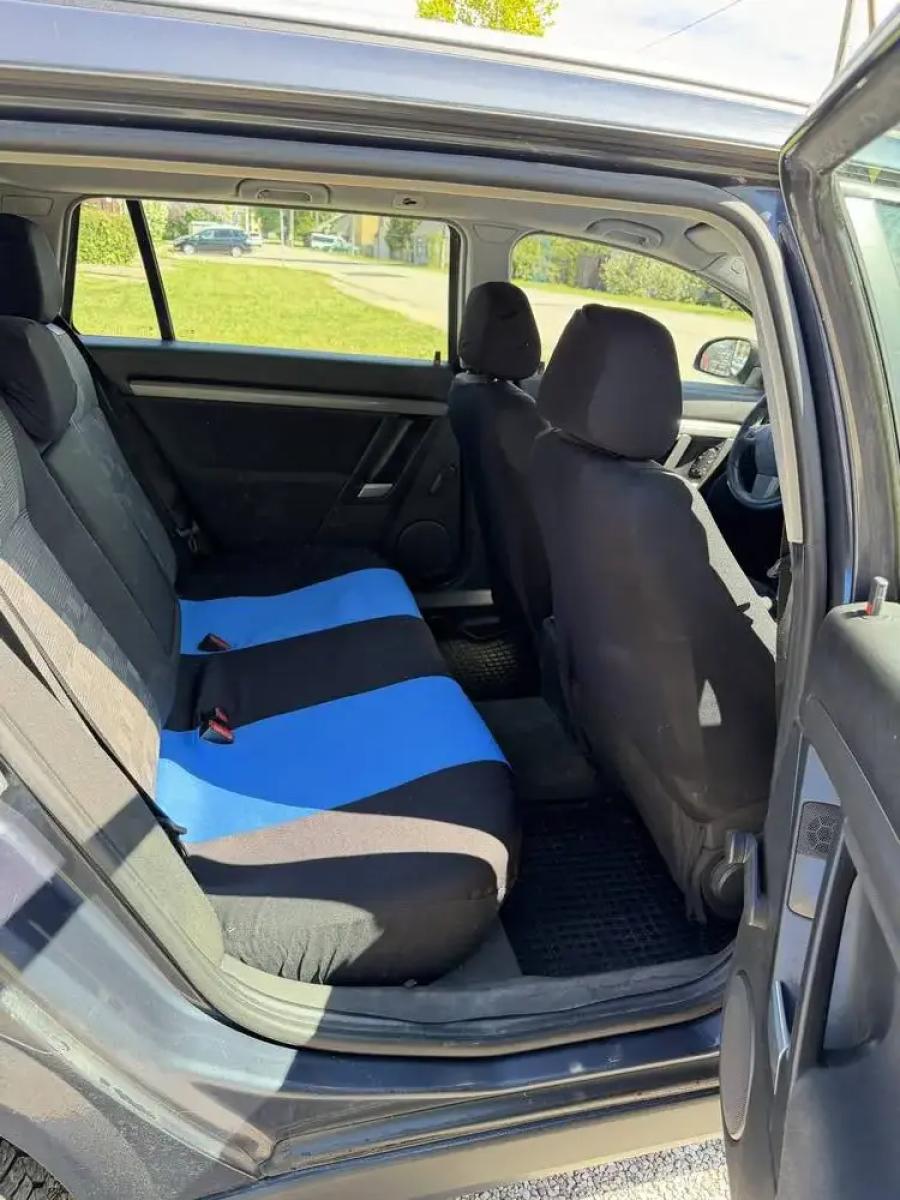 Pelēks Opel Vectra 2005 Ventspils, ar dzinēja tilpumu 1.90 L un nobraukumu 361 tūkst. km par 1300 €, foto 13 vietnē AUTOMOTO.COM.LV