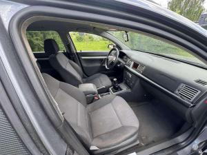 Pelēks Opel Vectra 2005 Kauņa, ar dzinēja tilpumu 1.91 L un nobraukumu 390 tūkst. km par 1000 €, foto 9 vietnē AUTOMOTO.COM.LV