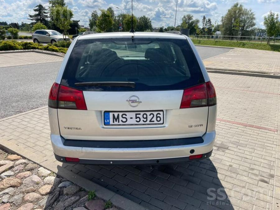 Pelēks Opel Vectra 2005 Bauska, ar dzinēja tilpumu 1.90 L un nobraukumu 403 tūkst. km par 680 €, foto 7 vietnē AUTOMOTO.COM.LV