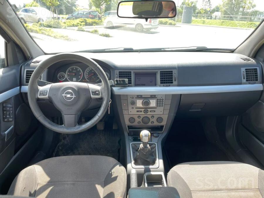 Pelēks Opel Vectra 2005 Bauska, ar dzinēja tilpumu 1.90 L un nobraukumu 403 tūkst. km par 680 €, foto 9 vietnē AUTOMOTO.COM.LV