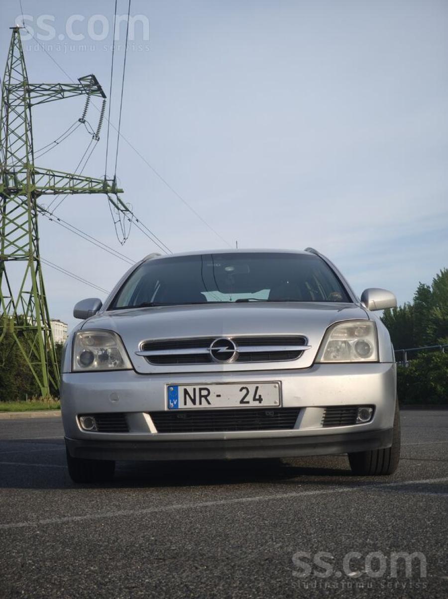 Pelēks Opel Vectra 2005 Rīga, ar dzinēja tilpumu 1.90 L un nobraukumu 282 tūkst. km par 980 €, foto 3 vietnē AUTOMOTO.COM.LV