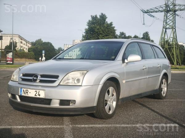 Серый Опель Вектра 2005 в Рига, объемом двигателя 1.90 л и пробегом 282 тыс. км за 980 €, фото 3 на AUTOMOTO.COM.LV