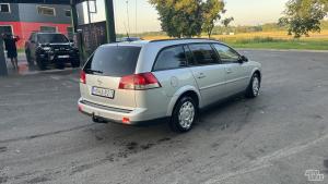 Grey Opel Vectra 2005 in Vilnius, with an engine capacity of 1.90 L and mileage of 320 thousand km for 1150 €, photo 6 on AUTOMOTO.COM.LV