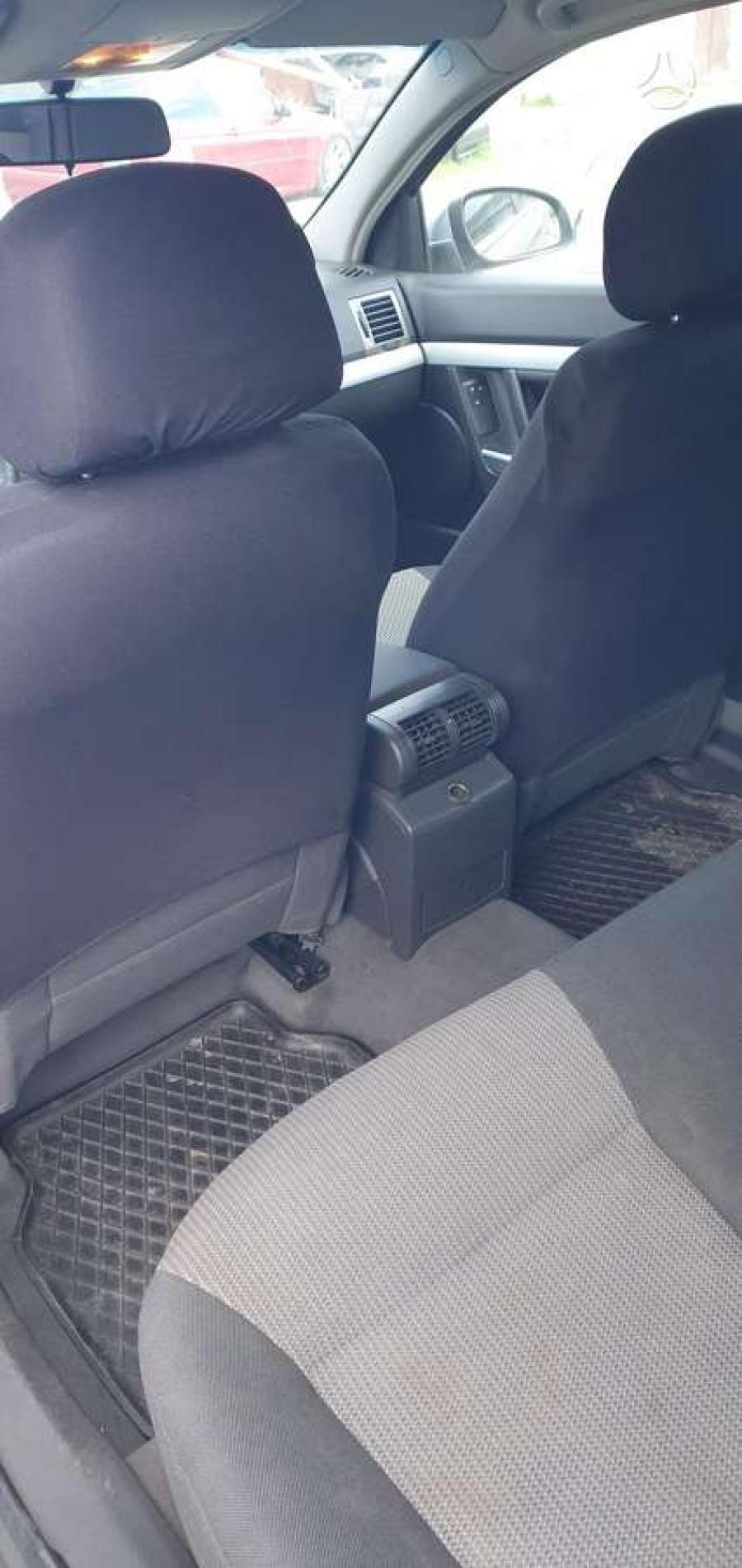 Pelēks Opel Vectra 2005 Kauņa, ar dzinēja tilpumu 1.91 L un nobraukumu 400 tūkst. km par 1150 €, foto 5 vietnē AUTOMOTO.COM.LV
