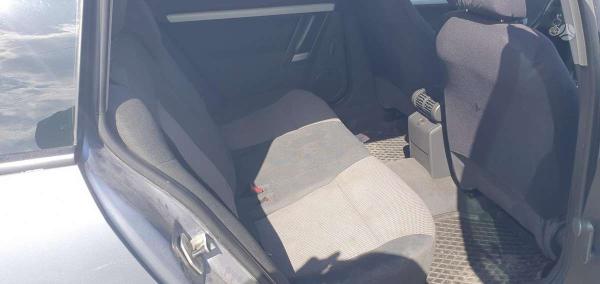 Pelēks Opel Vectra 2005 Kauņa, ar dzinēja tilpumu 1.91 L un nobraukumu 400 tūkst. km par 1150 €, foto 6 vietnē AUTOMOTO.COM.LV