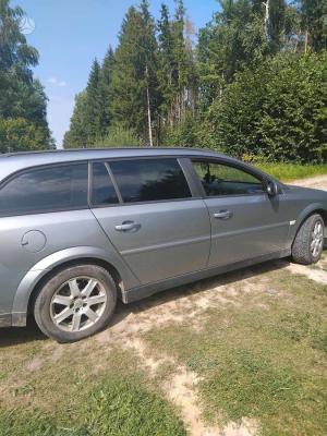 Серый Опель Вектра 2005 в Ширвинтос, объемом двигателя 2.00 л и пробегом 464 тыс. км за 1000 €, фото 4 на AUTOMOTO.COM.LV