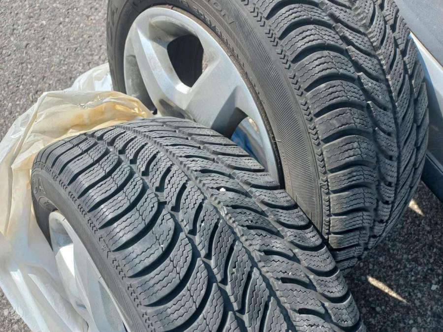 Pelēks Opel Vectra 2005 Kauņa, ar dzinēja tilpumu 1.91 L un nobraukumu 344 tūkst. km par 2100 €, foto 18 vietnē AUTOMOTO.COM.LV