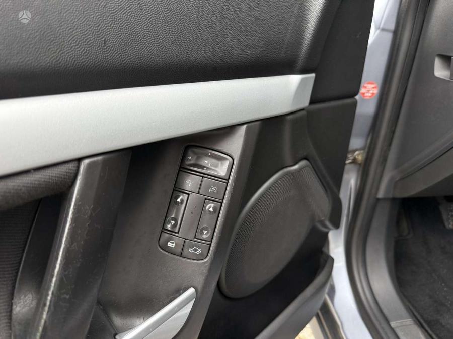 Pelēks Opel Vectra 2005 Viļņa, ar dzinēja tilpumu 1.91 L un nobraukumu 396 tūkst. km par 1250 €, foto 12 vietnē AUTOMOTO.COM.LV