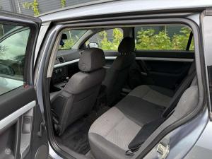 Pelēks Opel Vectra 2005 Viļņa, ar dzinēja tilpumu 1.91 L un nobraukumu 396 tūkst. km par 1250 €, foto 15 vietnē AUTOMOTO.COM.LV