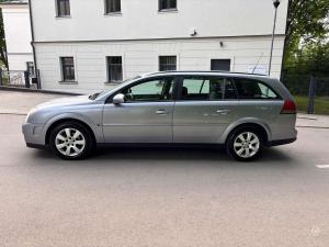 Pelēks Opel Vectra 2005 Raseiniai, ar dzinēja tilpumu 1.91 L un nobraukumu 386 tūkst. km par 950 €, foto 8 vietnē AUTOMOTO.COM.LV