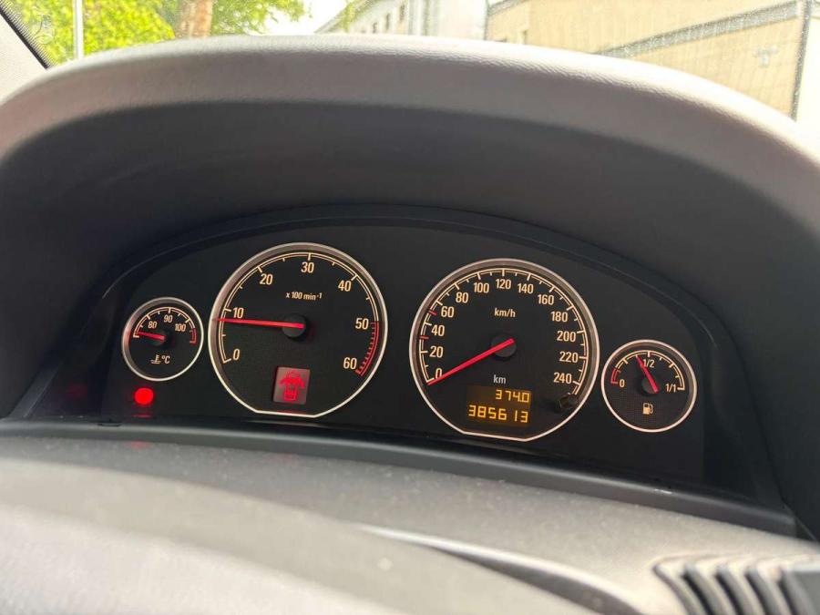 Pelēks Opel Vectra 2005 Raseiniai, ar dzinēja tilpumu 1.91 L un nobraukumu 386 tūkst. km par 950 €, foto 12 vietnē AUTOMOTO.COM.LV