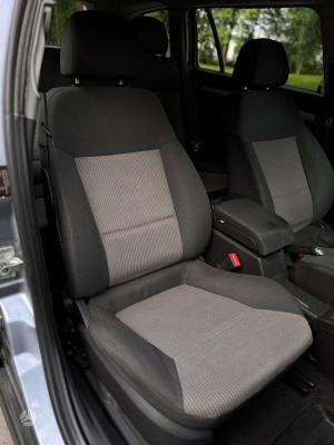 Pelēks Opel Vectra 2005 Raseiniai, ar dzinēja tilpumu 1.91 L un nobraukumu 386 tūkst. km par 950 €, foto 17 vietnē AUTOMOTO.COM.LV