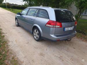 Grey Opel Vectra 2005 in Vilkaviskis, with an engine capacity of 2.17 L and mileage of 300 thousand km for 450 €, photo 3 on AUTOMOTO.COM.LV