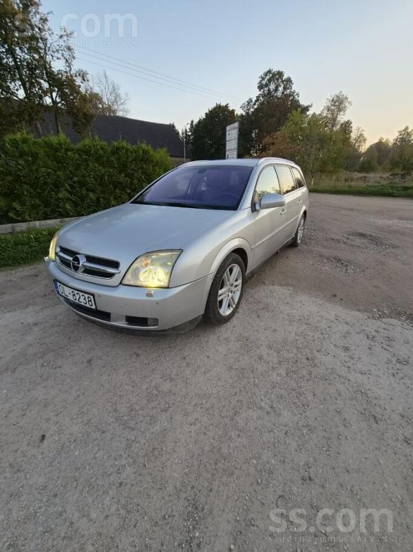 Серый Опель Вектра 2005 в Тукумс, объемом двигателя 1.90 л и пробегом 0 тыс. км за 1100 €, фото 1 на AUTOMOTO.COM.LV
