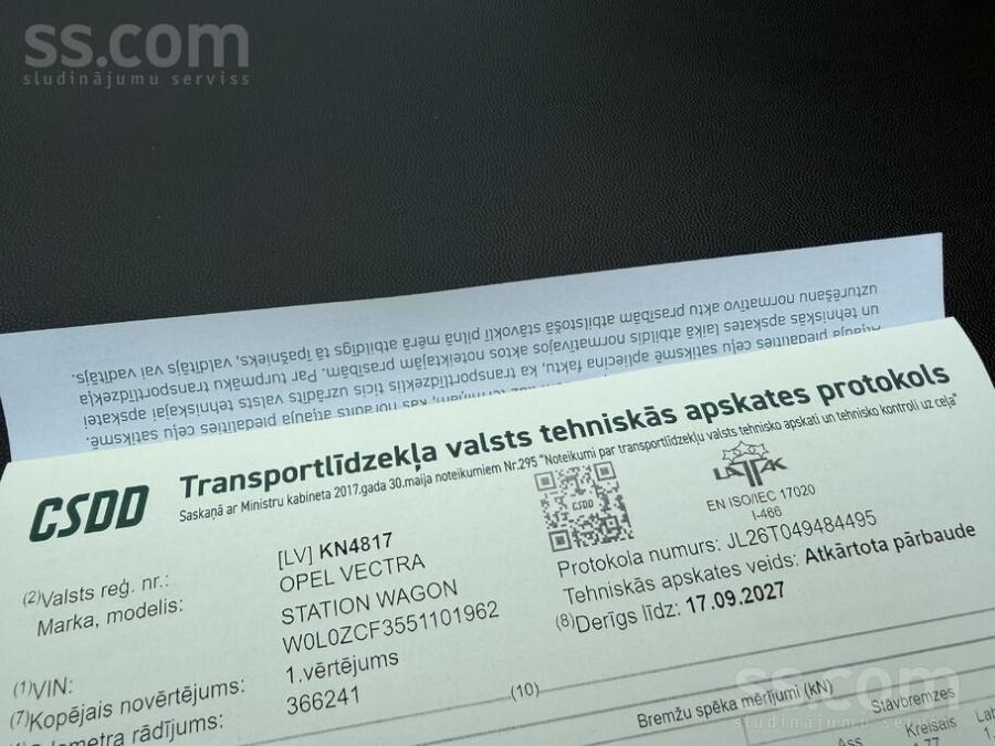 Pelēks Opel Vectra 2005 Jelgava, ar dzinēja tilpumu 1.90 L un nobraukumu 366 tūkst. km par 1650 €, foto 24 vietnē AUTOMOTO.COM.LV