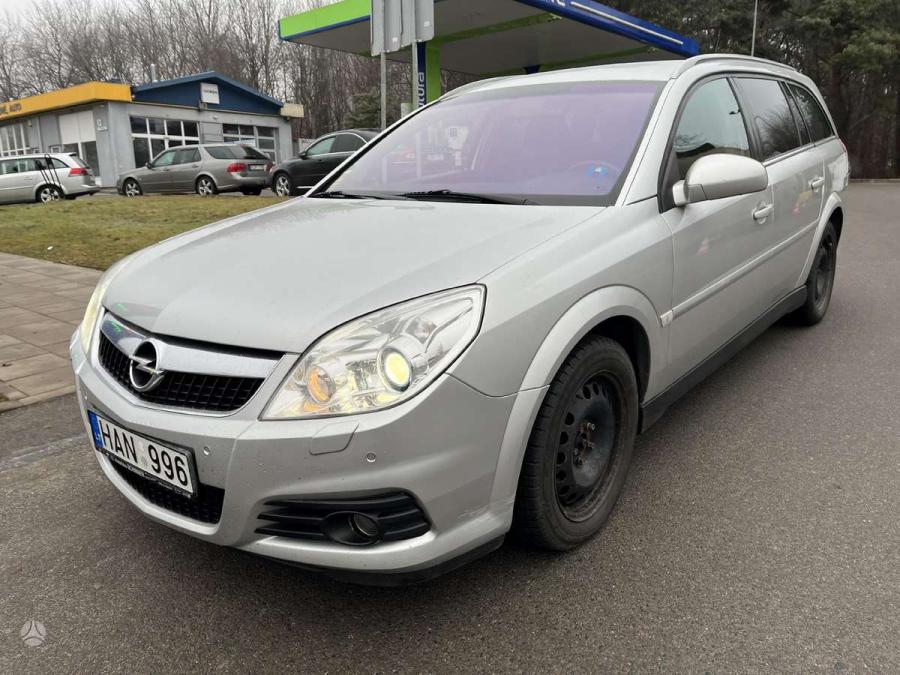 Pelēks Opel Vectra 2006 Viļņa, ar dzinēja tilpumu 1.90 L un nobraukumu 321 tūkst. km par 1650 €, foto 1 vietnē AUTOMOTO.COM.LV