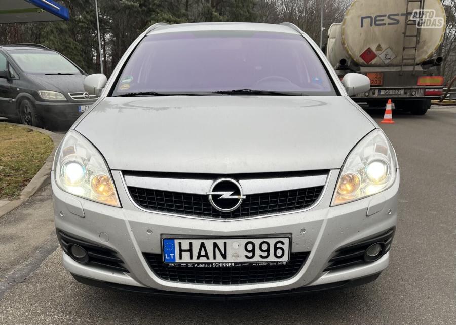 Pelēks Opel Vectra 2006 Viļņa, ar dzinēja tilpumu 1.90 L un nobraukumu 325 tūkst. km par 1650 €, foto 1 vietnē AUTOMOTO.COM.LV
