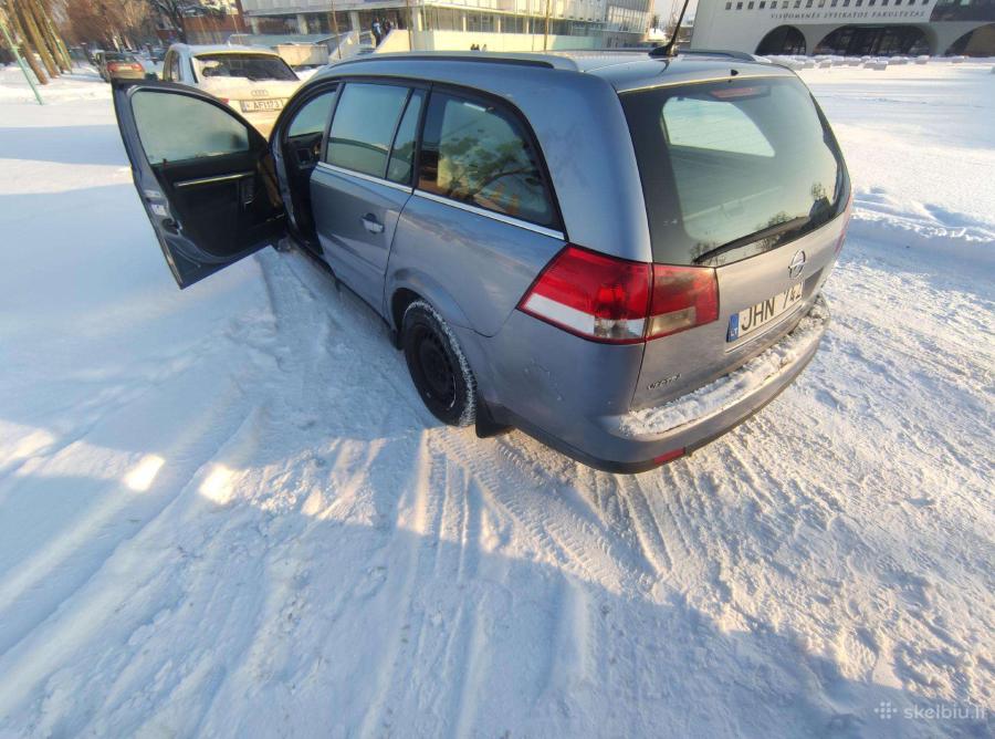Pelēks Opel Vectra 2006 Kauņa, ar dzinēja tilpumu 1.90 L un nobraukumu 200 tūkst. km par 1650 €, foto 9 vietnē AUTOMOTO.COM.LV