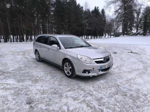 Grey Opel Vectra 2006 in Mazeikiai, with an engine capacity of 1.91 L and mileage of 307 thousand km for 1600 €, photo 2 on AUTOMOTO.COM.LV