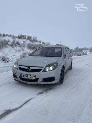 Grey Opel Vectra 2006 in Kaunas, with an engine capacity of 1.90 L and mileage of 526 thousand km for 600 €, photo  on AUTOMOTO.COM.LV