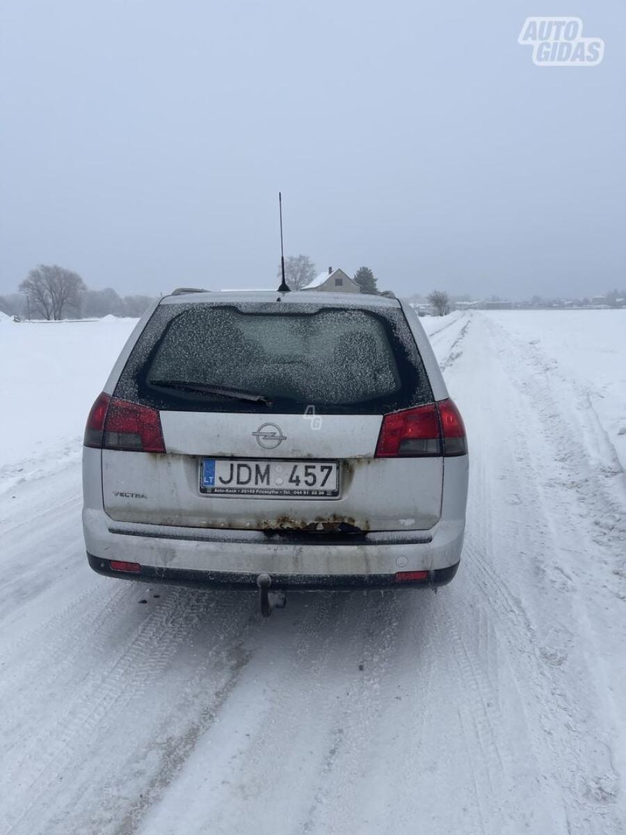 Серый Опель Вектра 2006 в Каунас, объемом двигателя 1.90 л и пробегом 526 тыс. км за 600 €, фото 6 на AUTOMOTO.COM.LV