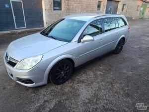 Grey Opel Vectra 2006 in Joniskis, with an engine capacity of 1.90 L and mileage of 334 thousand km for 1050 €, photo  on AUTOMOTO.COM.LV