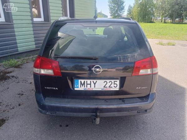Grey Opel Vectra 2006 in Siauliai, with an engine capacity of 1.90 L and mileage of 300 thousand km for 990 €, photo 7 on AUTOMOTO.COM.LV