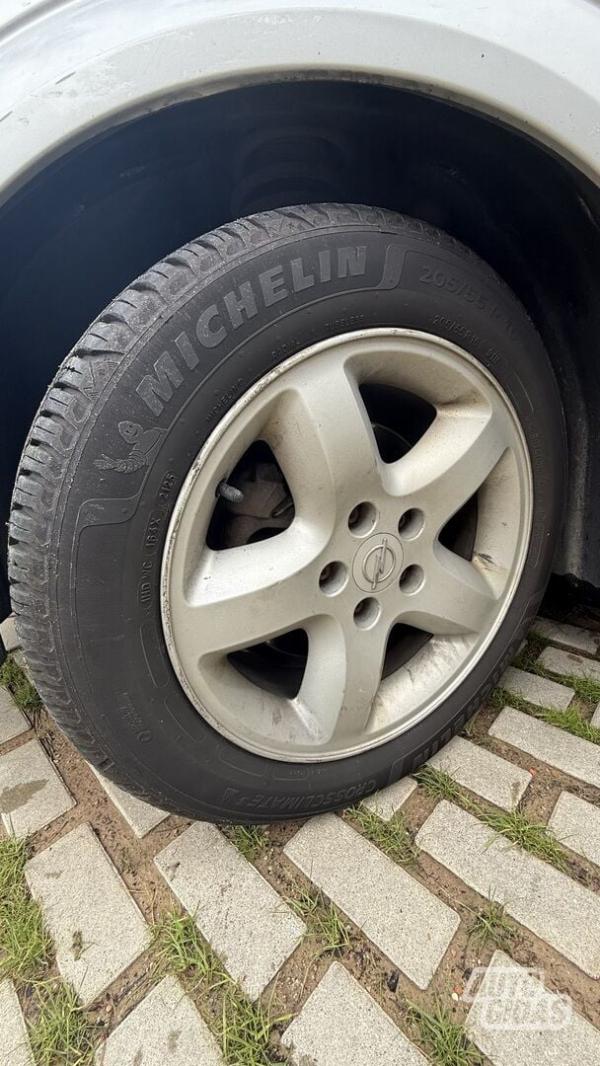 Pelēks Opel Vectra 2006 Viļņa, ar dzinēja tilpumu 1.90 L un nobraukumu 279 tūkst. km par 2100 €, foto 5 vietnē AUTOMOTO.COM.LV