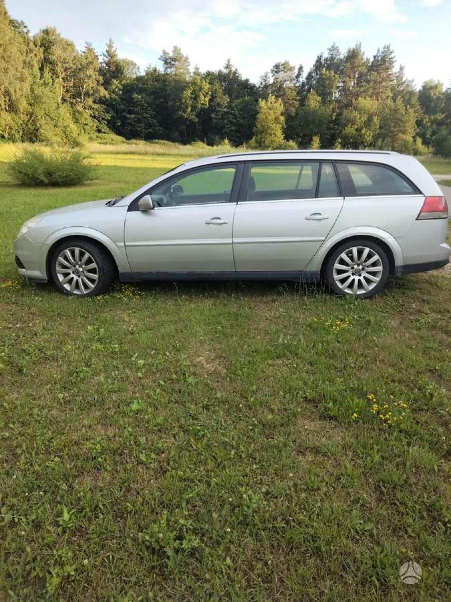 Pelēks Opel Vectra 2006 Viļņa, ar dzinēja tilpumu 1.91 L un nobraukumu 280 tūkst. km par 1200 €, foto 4 vietnē AUTOMOTO.COM.LV