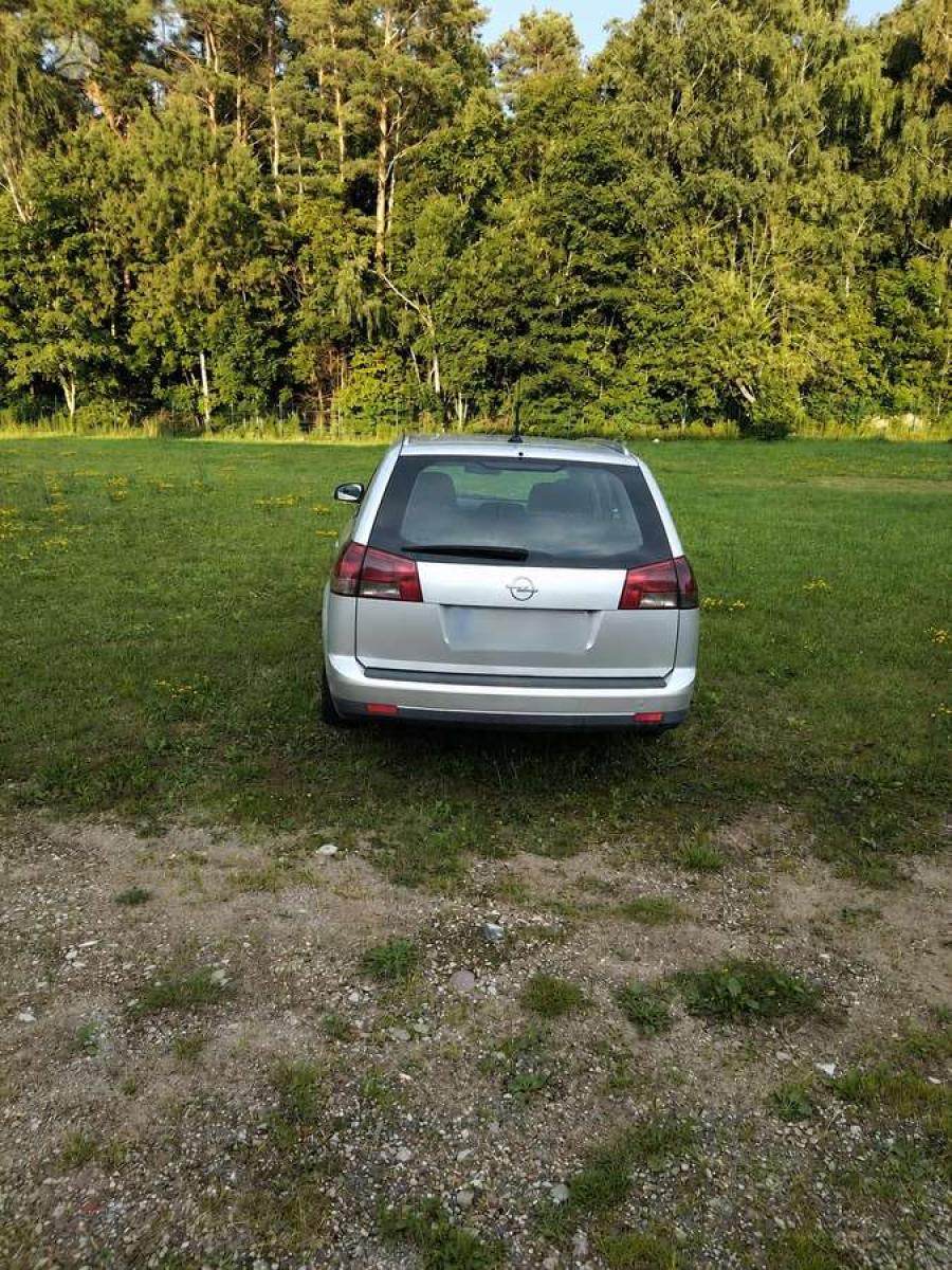 Pelēks Opel Vectra 2006 Viļņa, ar dzinēja tilpumu 1.91 L un nobraukumu 280 tūkst. km par 1200 €, foto 5 vietnē AUTOMOTO.COM.LV