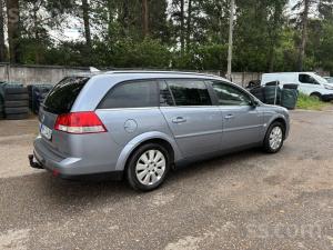 Grey Opel Vectra 2006 in Riga, with an engine capacity of 1.90 L and mileage of 0 thousand km for 2650 €, photo 4 on AUTOMOTO.COM.LV