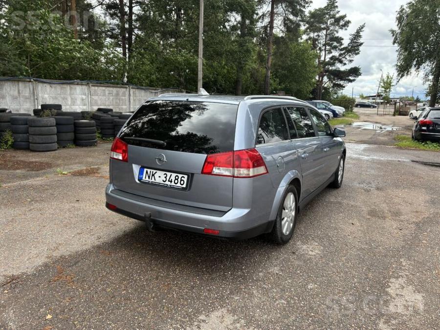 Grey Opel Vectra 2006 in Riga, with an engine capacity of 1.90 L and mileage of 0 thousand km for 2650 €, photo 5 on AUTOMOTO.COM.LV