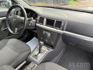 Grey Opel Vectra 2006 in Riga, with an engine capacity of 1.90 L and mileage of 0 thousand km for 2650 €, photo 20 on AUTOMOTO.COM.LV