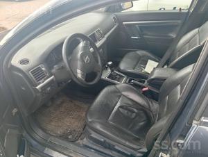 Grey Opel Vectra 2006 in Balvi, with an engine capacity of 1.90 L and mileage of 415 thousand km for 1700 €, photo 2 on AUTOMOTO.COM.LV