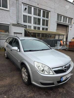 Grey Opel Vectra 2006 in Vilnius, with an engine capacity of 1.91 L and mileage of 265 thousand km for 1200 €, photo  on AUTOMOTO.COM.LV