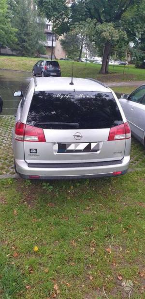 Grey Opel Vectra 2006 in Vilnius, with an engine capacity of 1.91 L and mileage of 265 thousand km for 1200 €, photo 7 on AUTOMOTO.COM.LV