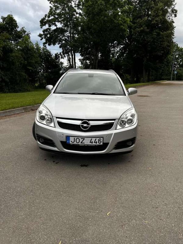 Pelēks Opel Vectra 2006 Jurbarkas, ar dzinēja tilpumu 1.91 L un nobraukumu 332 tūkst. km par 1350 €, foto 2 vietnē AUTOMOTO.COM.LV