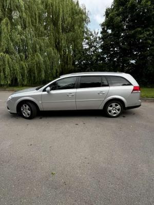Grey Opel Vectra 2006 in Jurbarkas, with an engine capacity of 1.91 L and mileage of 332 thousand km for 1350 €, photo 6 on AUTOMOTO.COM.LV