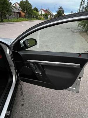 Grey Opel Vectra 2006 in Jurbarkas, with an engine capacity of 1.91 L and mileage of 332 thousand km for 1350 €, photo 11 on AUTOMOTO.COM.LV
