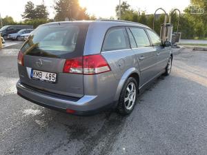 Grey Opel Vectra 2006 in Kaunas, with an engine capacity of 1.90 L and mileage of 382 thousand km for 1200 €, photo 5 on AUTOMOTO.COM.LV