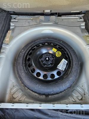 Grey Opel Vectra 2006 in Riga, with an engine capacity of 1.90 L and mileage of 370 thousand km for 1350 €, photo 11 on AUTOMOTO.COM.LV