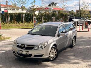 Grey Opel Vectra 2006 in Vilnius, with an engine capacity of 1.91 L and mileage of 265 thousand km for 1350 €, photo  on AUTOMOTO.COM.LV