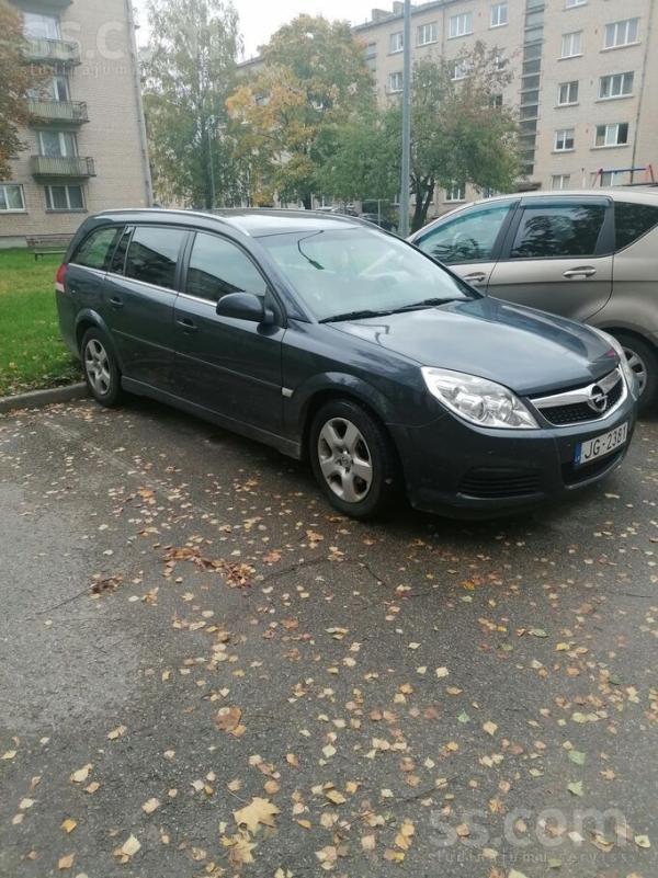 Opel Vectra 2006 in Preili on AUTOMOTO.COM.LV Grey Opel Vectra 2006 in Preili, with an engine capacity of 1.90 L and mileage of 386 thousand km for 1350 β¬, photo 4 on AUTOMOTO.COM.LV