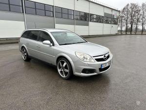 Grey Opel Vectra 2007 in Kaunas, with an engine capacity of 1.90 L and mileage of 432 thousand km for 2449 €, photo 6 on AUTOMOTO.COM.LV