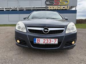 Grey Opel Vectra 2007 in Daugavpils, with an engine capacity of 1.90 L and mileage of 266 thousand km for 2850 €, photo 8 on AUTOMOTO.COM.LV