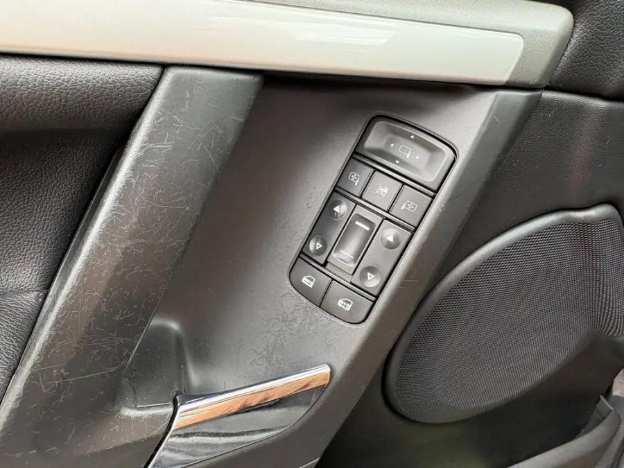 Grey Opel Vectra 2007 in Daugavpils, with an engine capacity of 1.90 L and mileage of 266 thousand km for 2850 €, photo 18 on AUTOMOTO.COM.LV