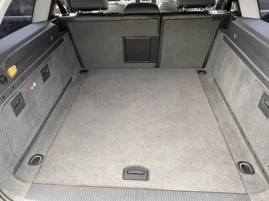 Grey Opel Vectra 2007 in Daugavpils, with an engine capacity of 1.90 L and mileage of 266 thousand km for 2850 €, photo 25 on AUTOMOTO.COM.LV