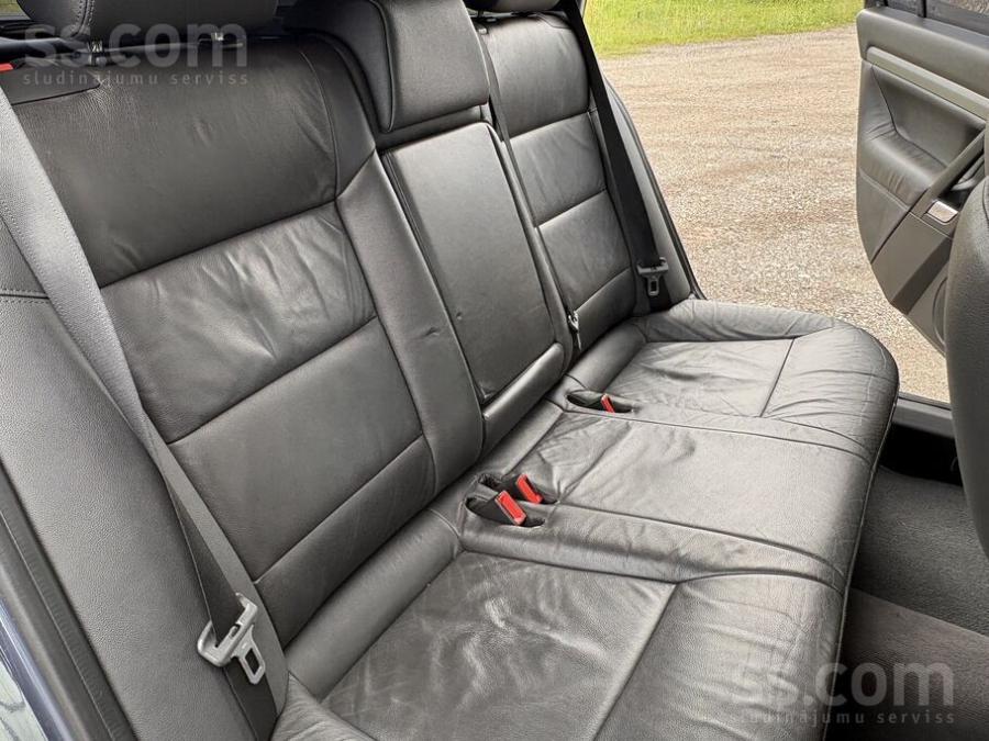 Grey Opel Vectra 2007 in Daugavpils, with an engine capacity of 1.90 L and mileage of 266 thousand km for 2850 €, photo 21 on AUTOMOTO.COM.LV
